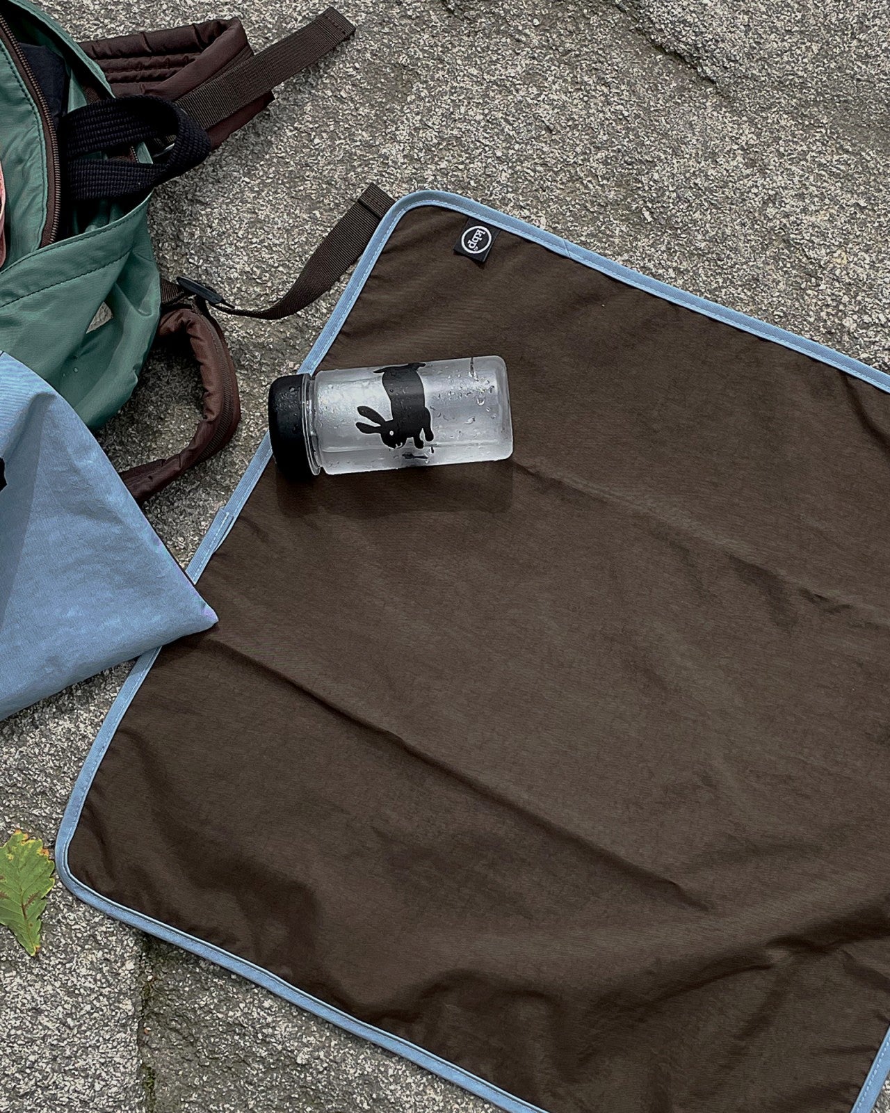 Easy Skyblue Mini Picnic Mat – kittybunnypony